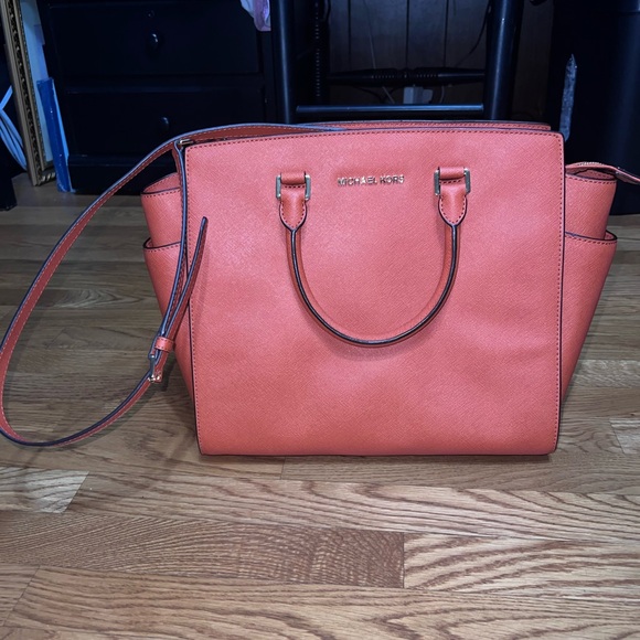Michael Kors | Bags | Michael Kors Marilyn Medium Safgiano Leather ...